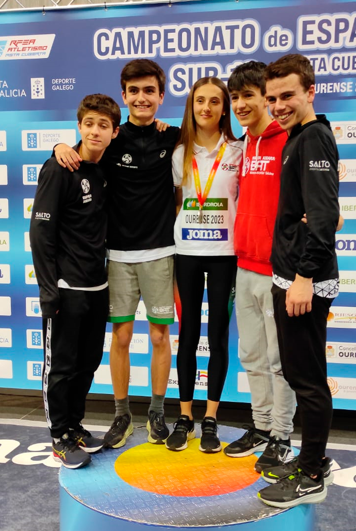 Dos medallas y un puesto finalista en el Campeonato de España sub16 de Pista Cubierta - Bidasoa ...